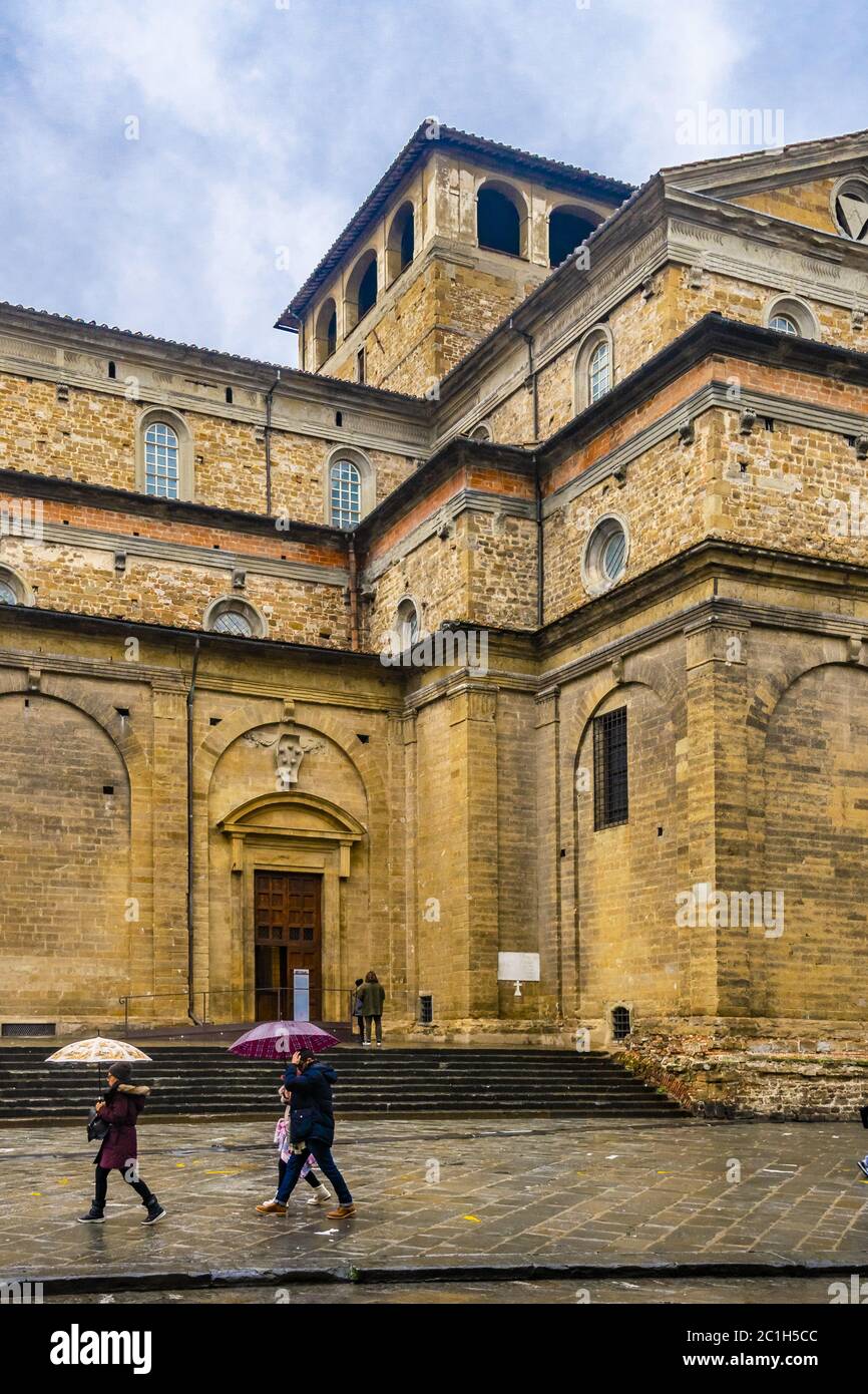 Side view basilica santa maria hi-res stock photography and images - Alamy