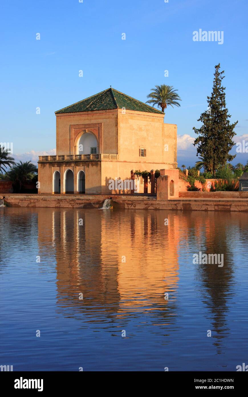 Historical morocco islam pavilion hi-res stock photography and images ...