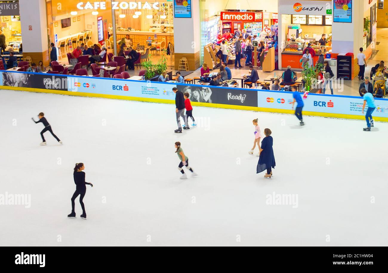 Ice rink indoor hi-res stock photography and images - Alamy