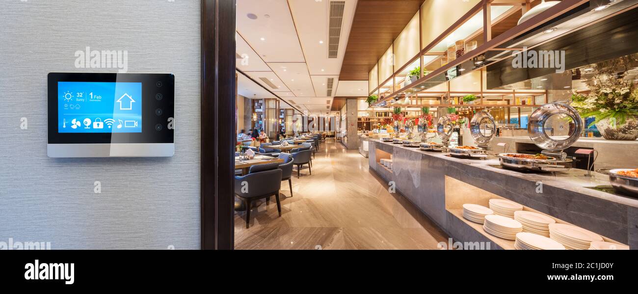 Smart restaurant hi-res stock photography and images - Alamy