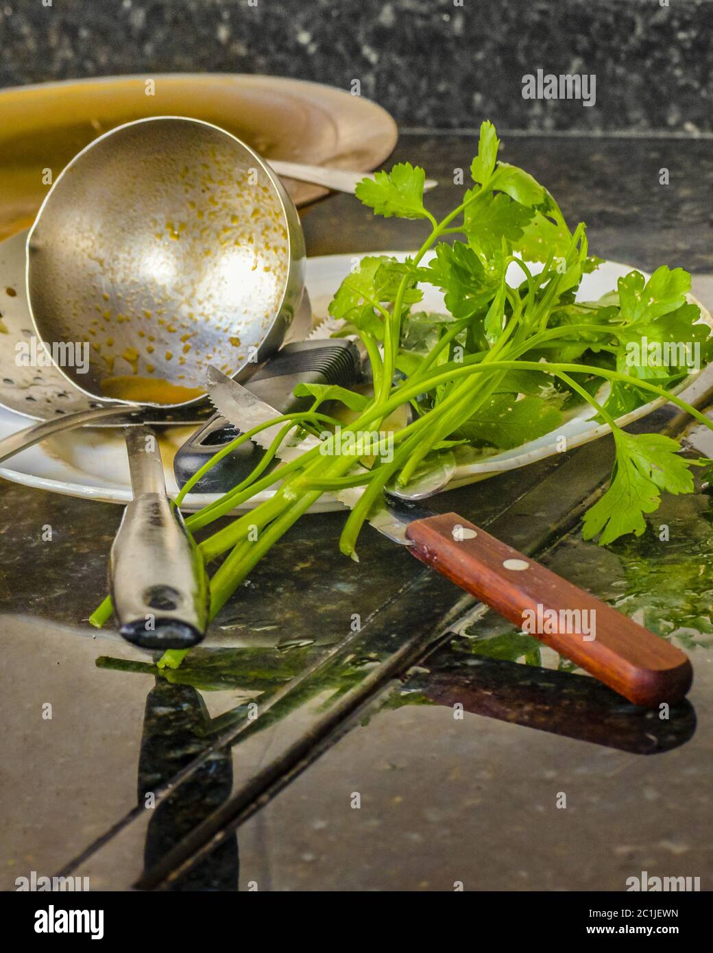 Kitchen dirty dishes hi-res stock photography and images - Alamy