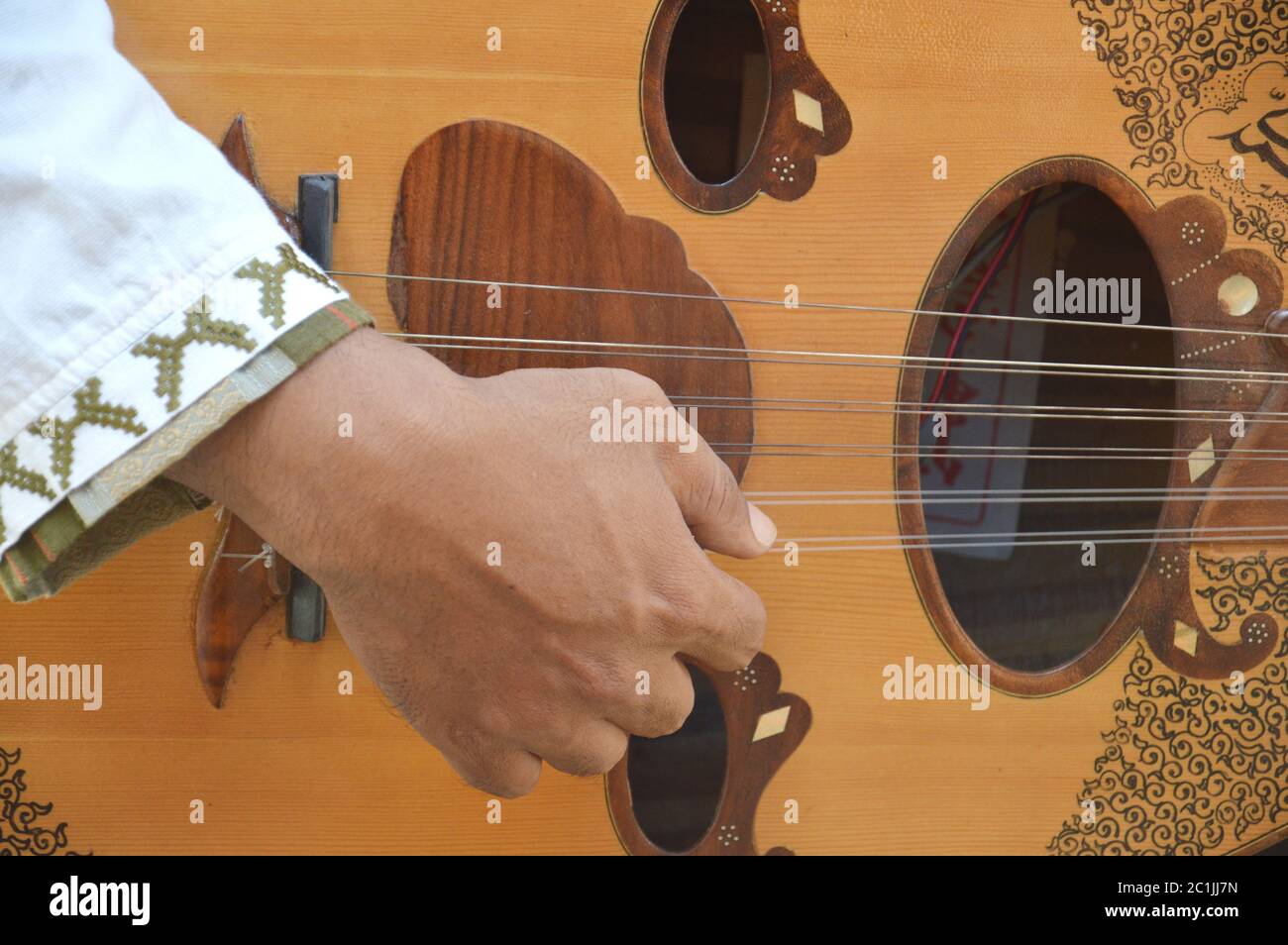 Zapin melayu hi-res stock photography and images - Alamy