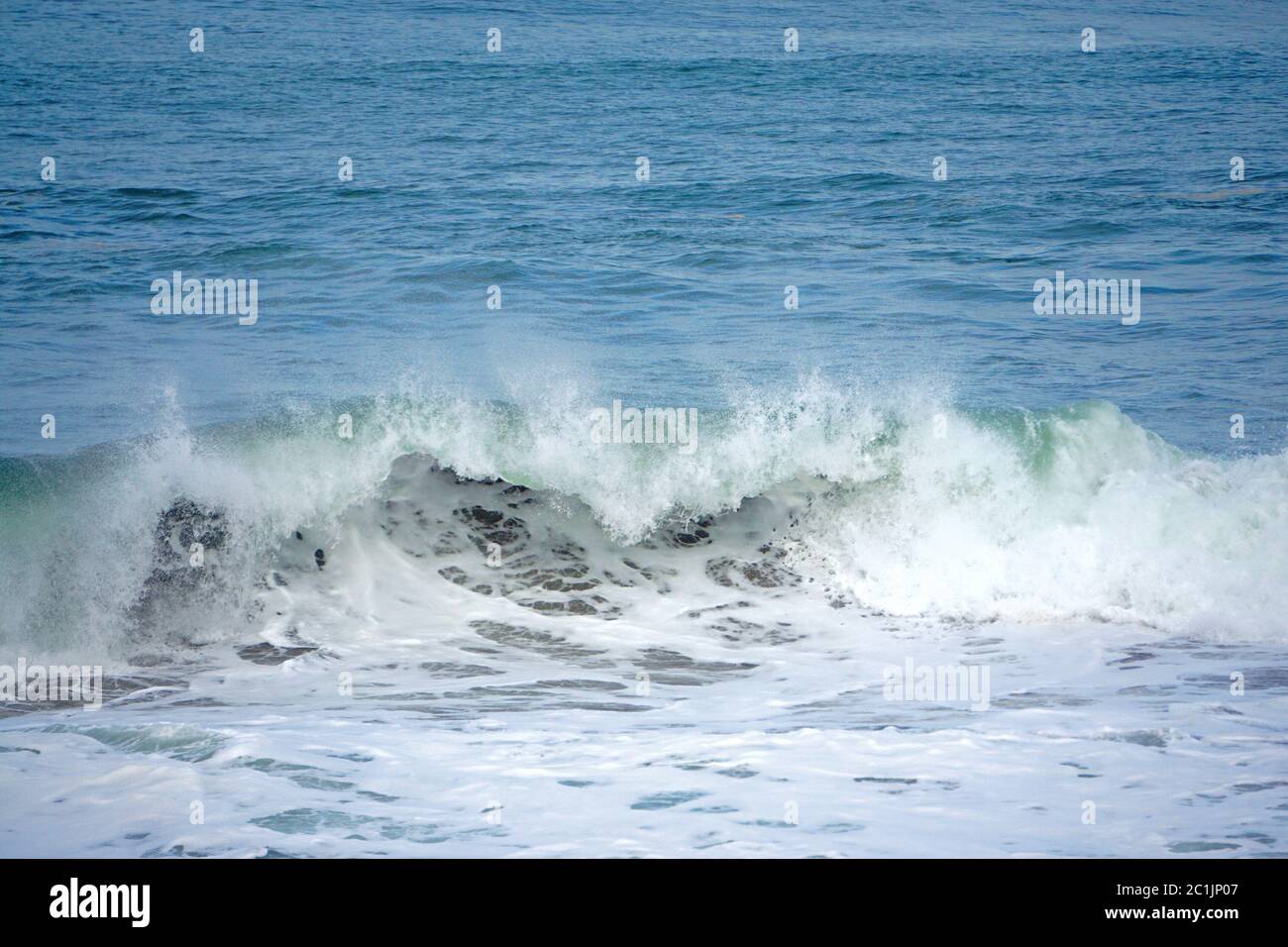 Waves in sea water ocean hi-res stock photography and images - Alamy