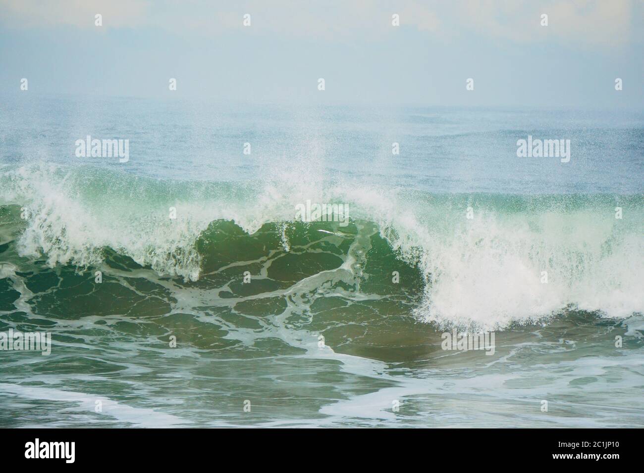 Relaxing ocean sea water waves hi-res stock photography and images - Alamy