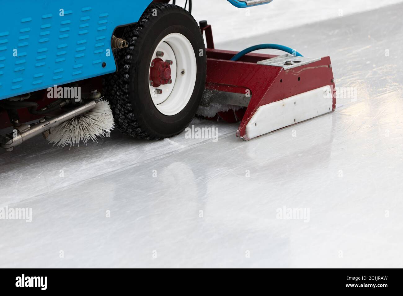 Floor cleaning machine hi-res stock photography and images - Alamy