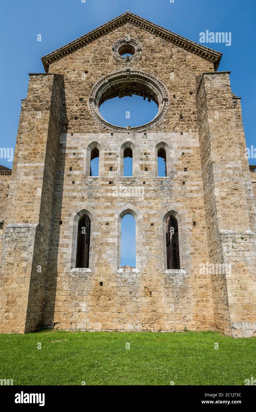 Apse external view hi-res stock photography and images - Alamy