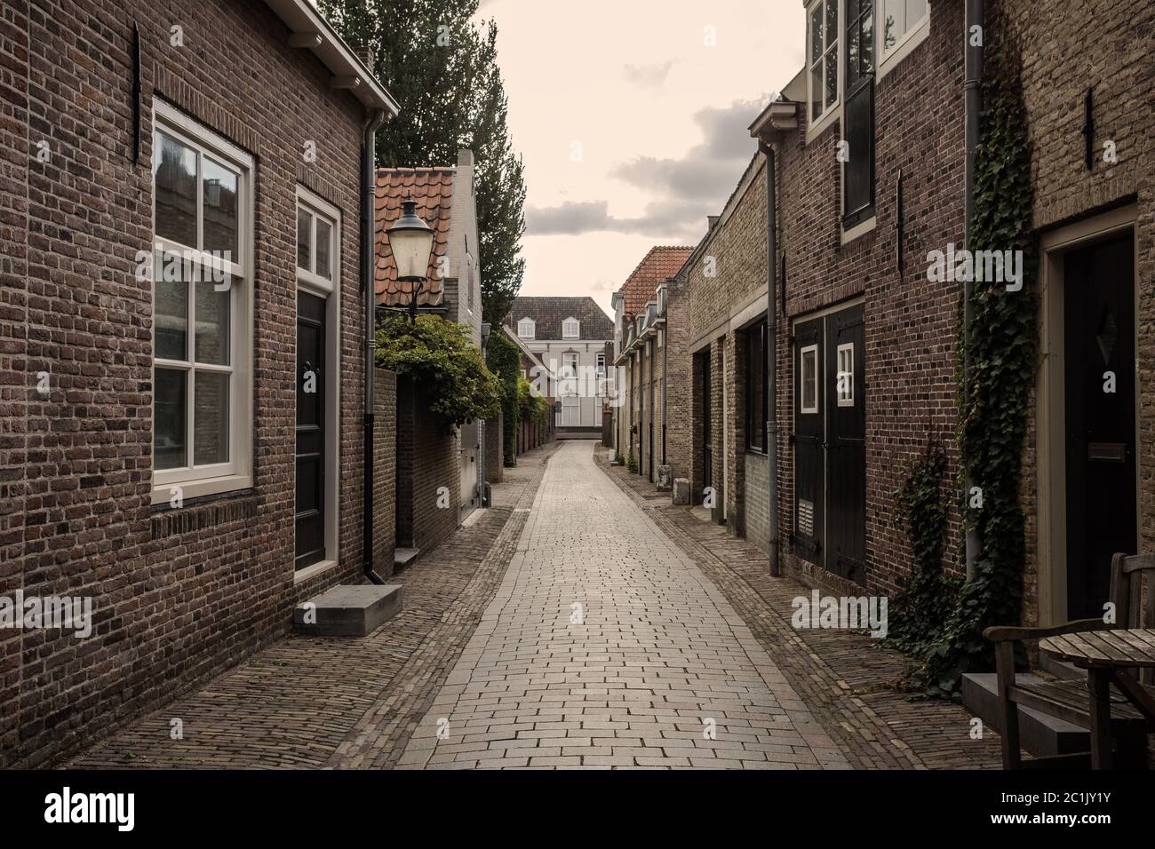 Traditional dutch architecture hi-res stock photography and images - Alamy