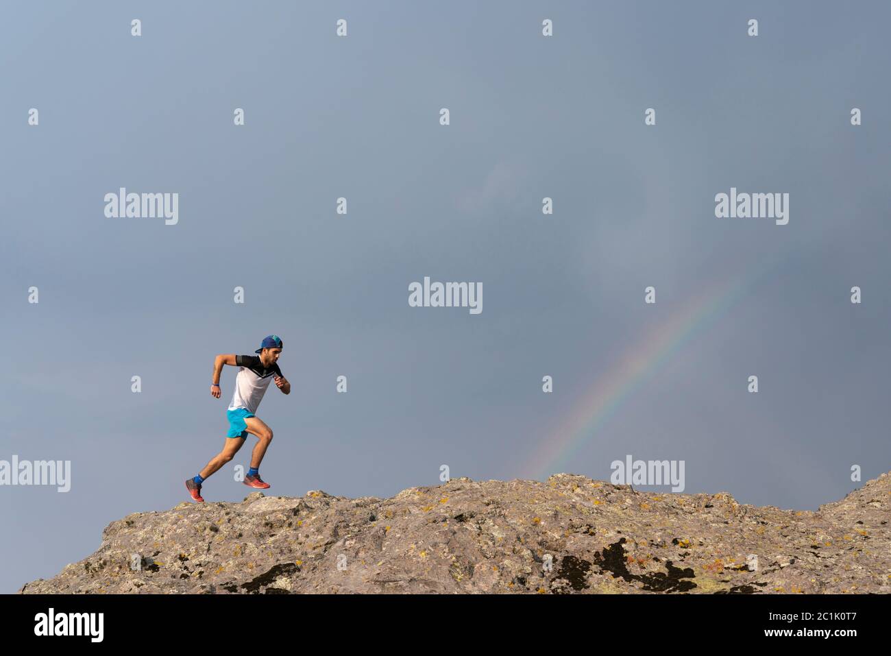 Fast stride athlete running on hi-res stock photography and images - Alamy