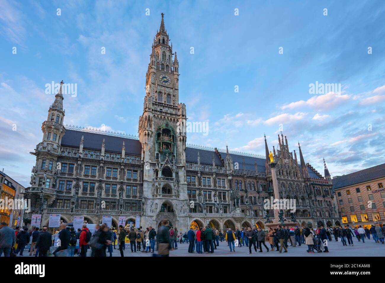 Town hall crowd not obama hi-res stock photography and images - Alamy