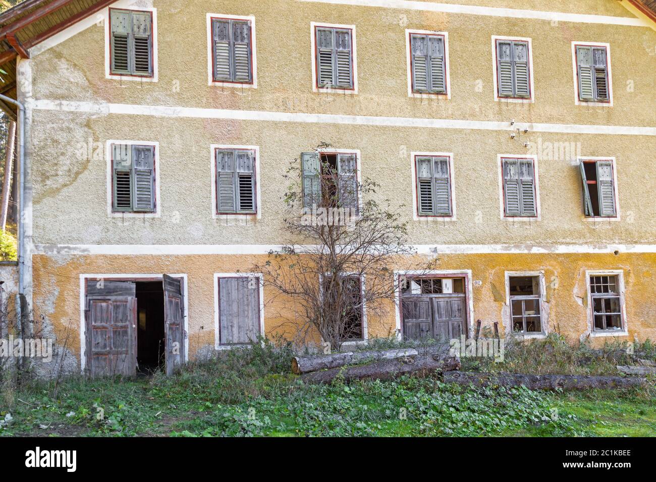 Lost place, ruin, dilapidated building in Prags, South Tyrol Stock ...