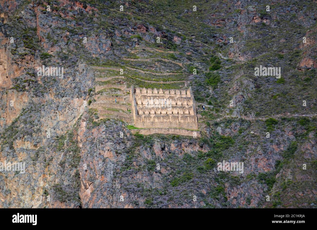 Pinkuylluna, Inca storehouses at Ollantaytambo archaeological site ...