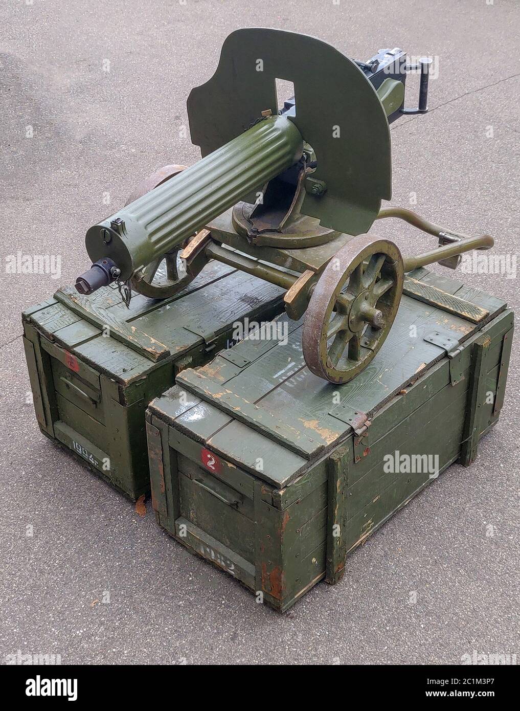 Old vintage Maxim machine gun Stock Photo - Alamy