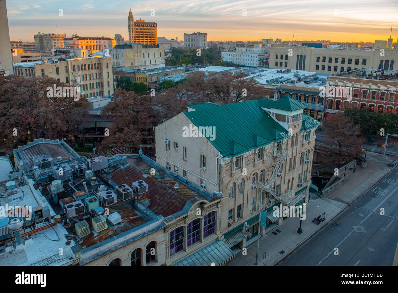 Historic buildings on Commerce St at Losoya St with Emily Morgan Hotel ...