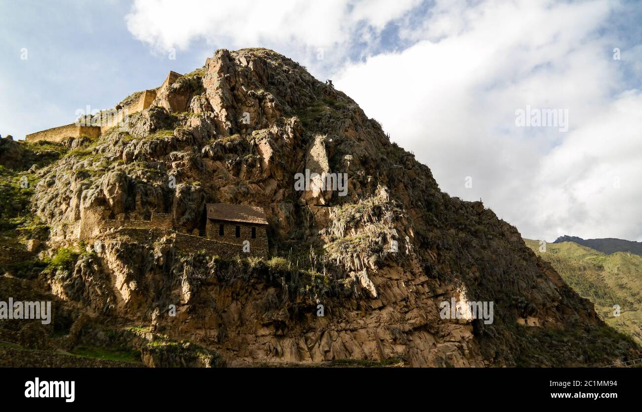 Pinkuylluna, Inca storehouses at Ollantaytambo archaeological site ...