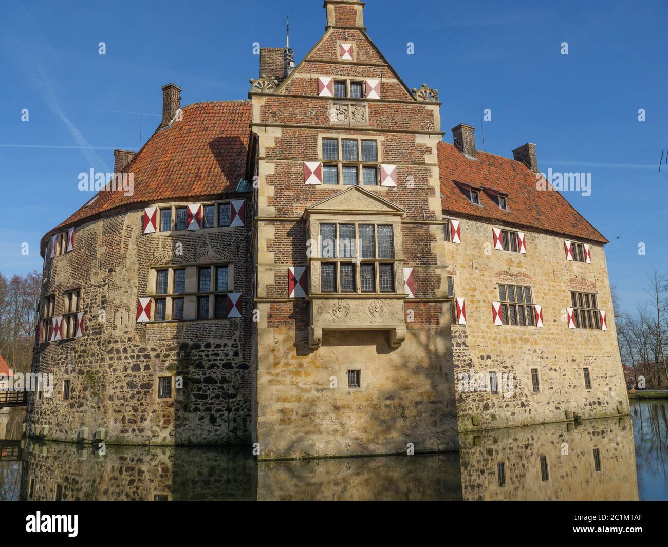 the old castle of vischering in germany Stock Photo - Alamy
