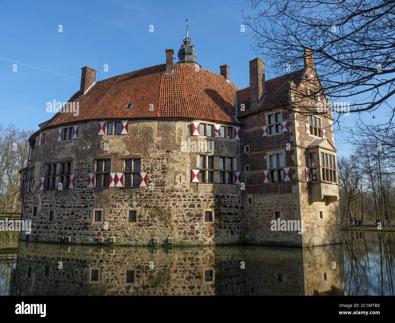 the old castle of vischering in germany Stock Photo - Alamy