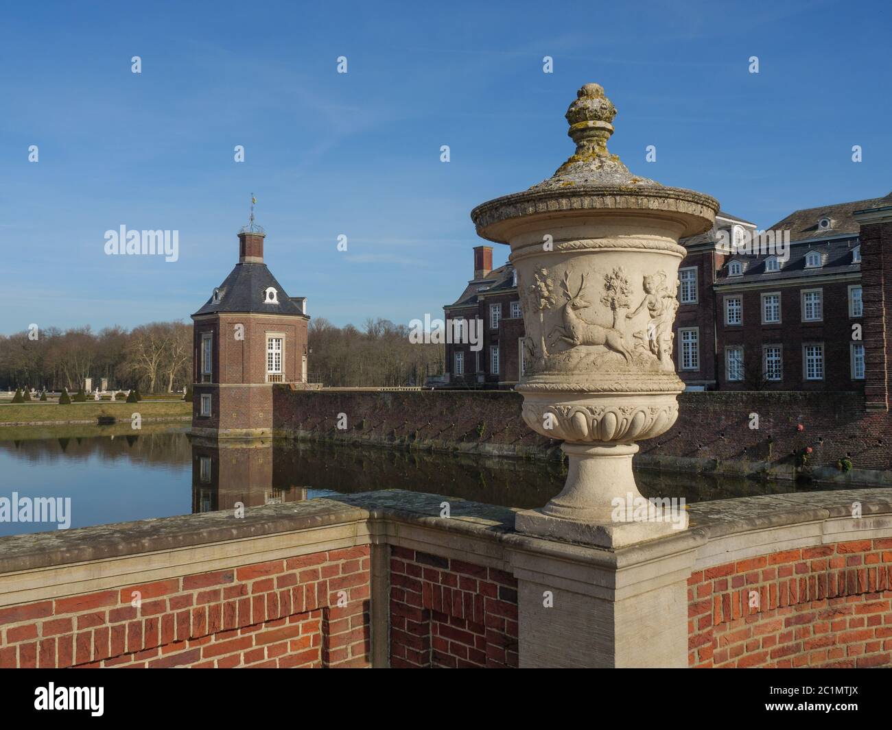 the old castle of vischering in germany Stock Photo - Alamy