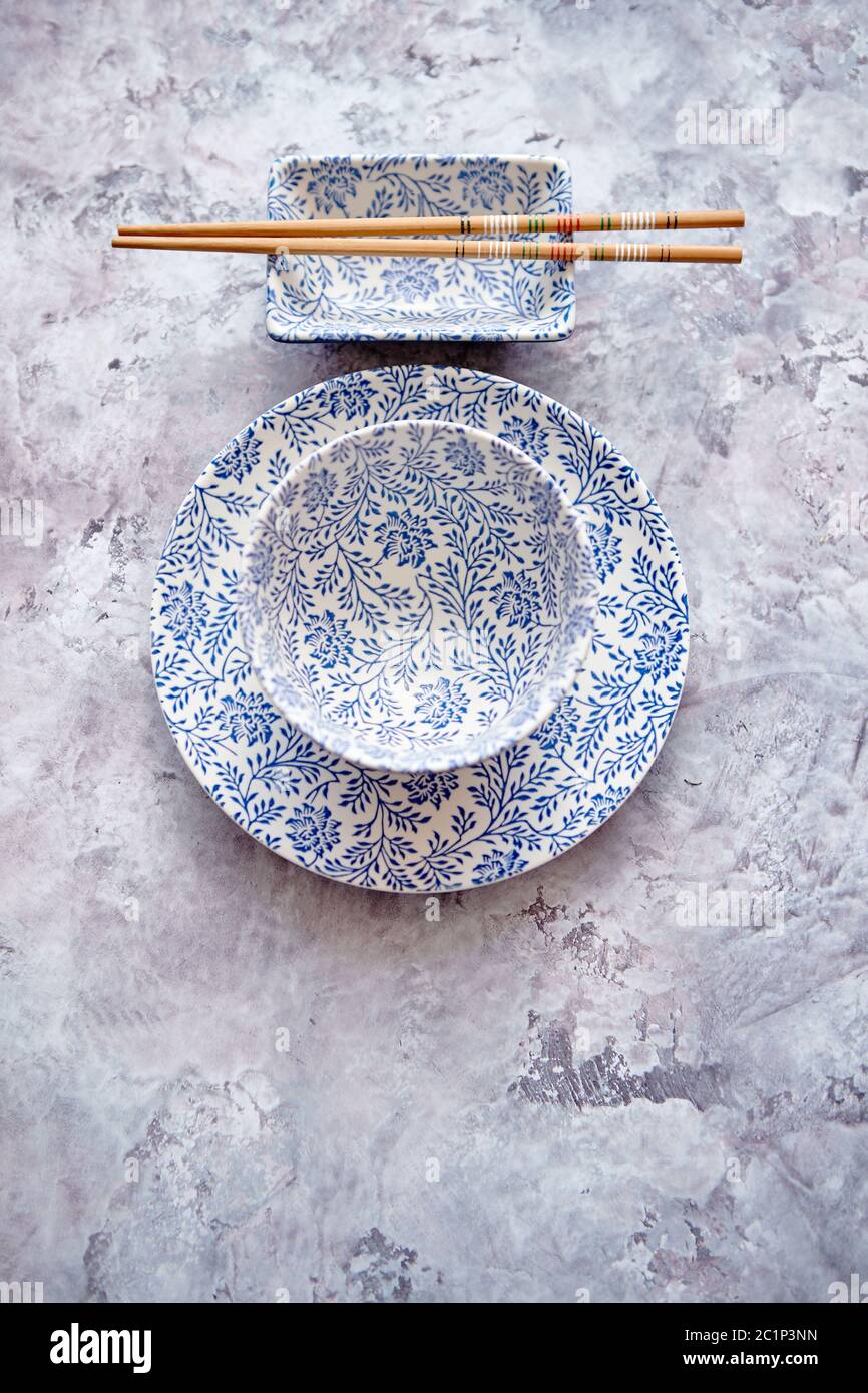 The traditional tableware hi-res stock photography and images - Alamy