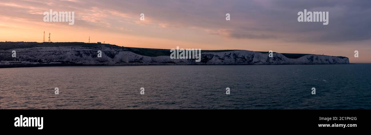 White cliffs of dover sunset hi-res stock photography and images - Alamy