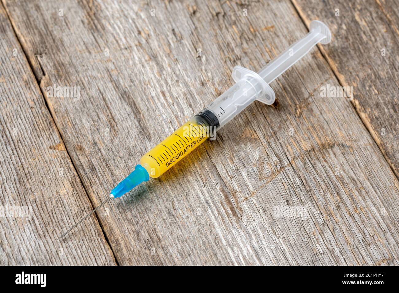 Liquid syringe hi-res stock photography and images - Alamy