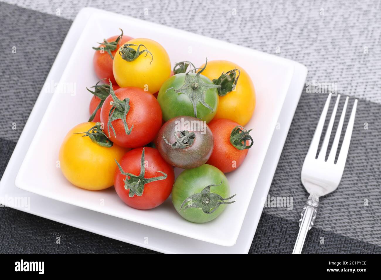 Tomato table food hi-res stock photography and images - Alamy