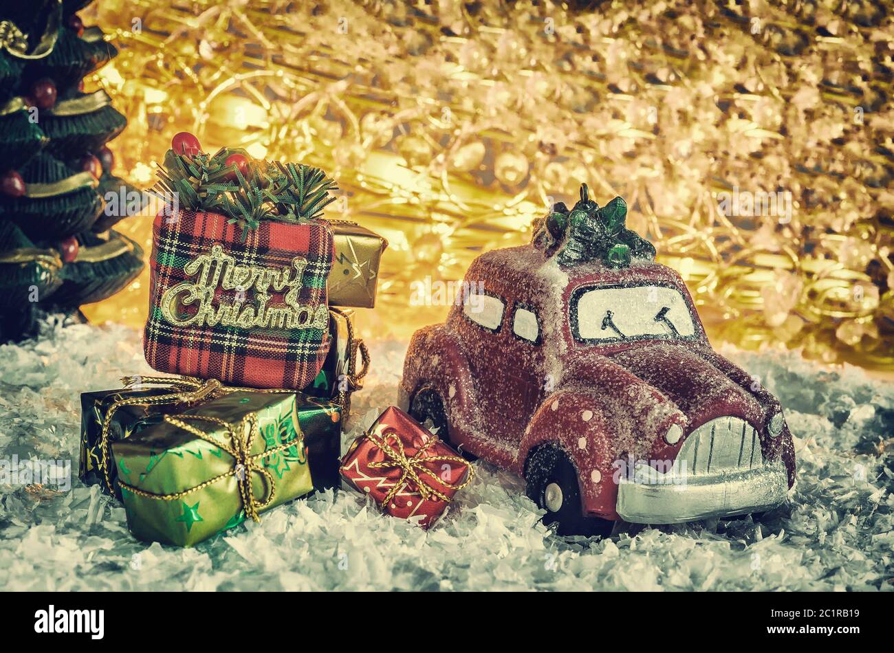 Holiday car hi-res stock photography and images - Alamy