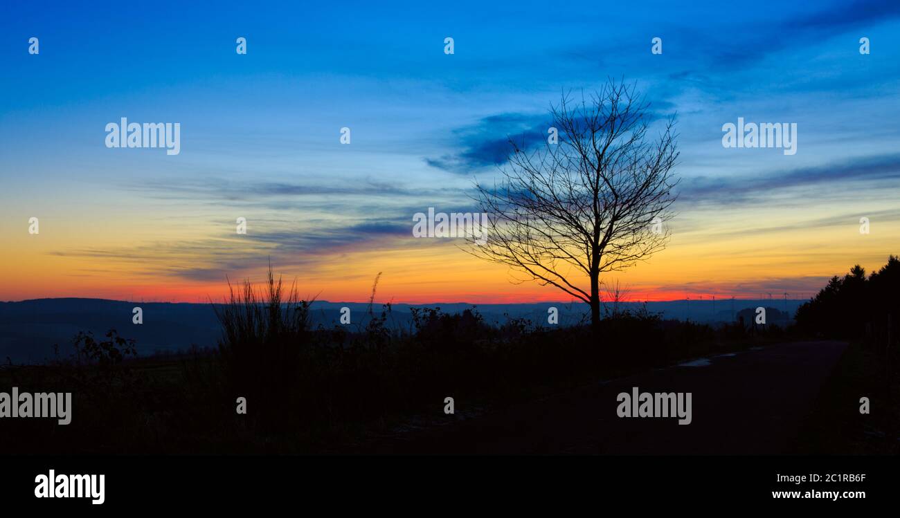 Nature sunset background hi-res stock photography and images - Alamy
