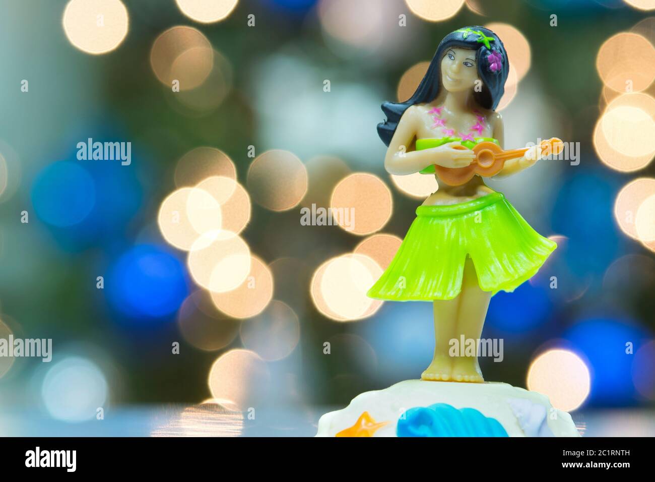 Beautiful hawaiian girl dancing hula hi-res stock photography and ...