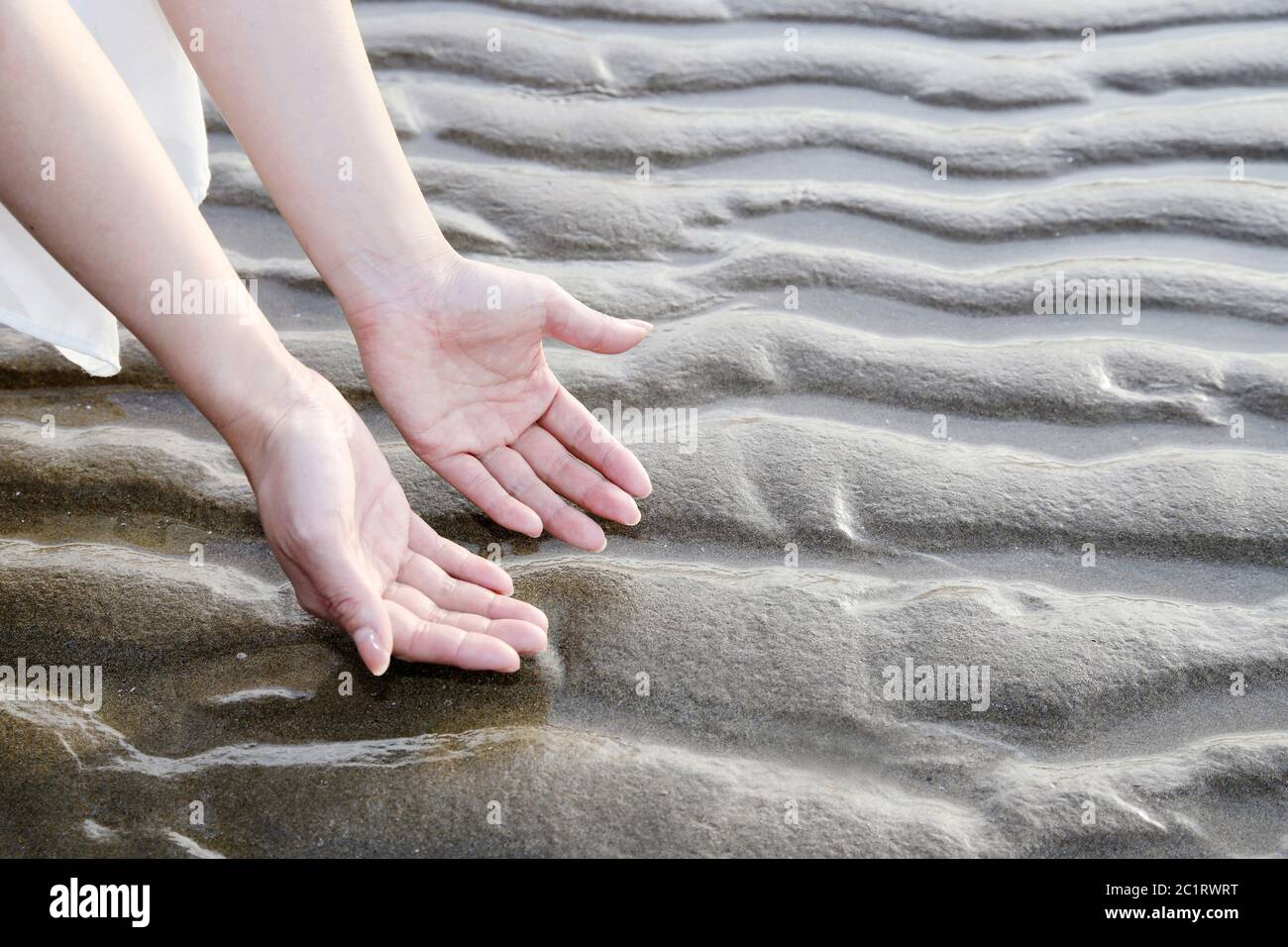 Hand scooping hi-res stock photography and images - Alamy