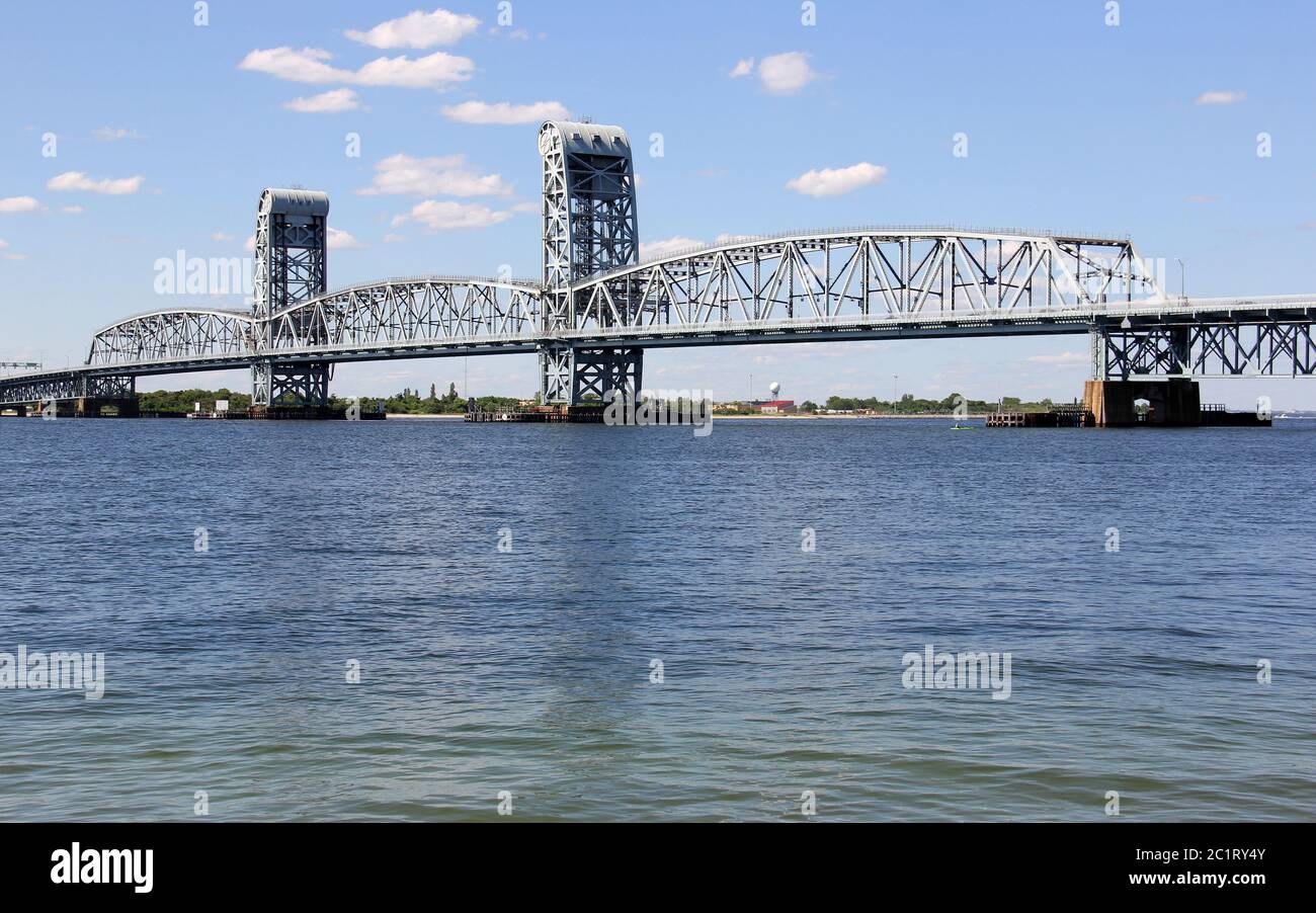 Marine Parkway–Gil Hodges Memorial Bridge, a vertical-lift bridge that ...