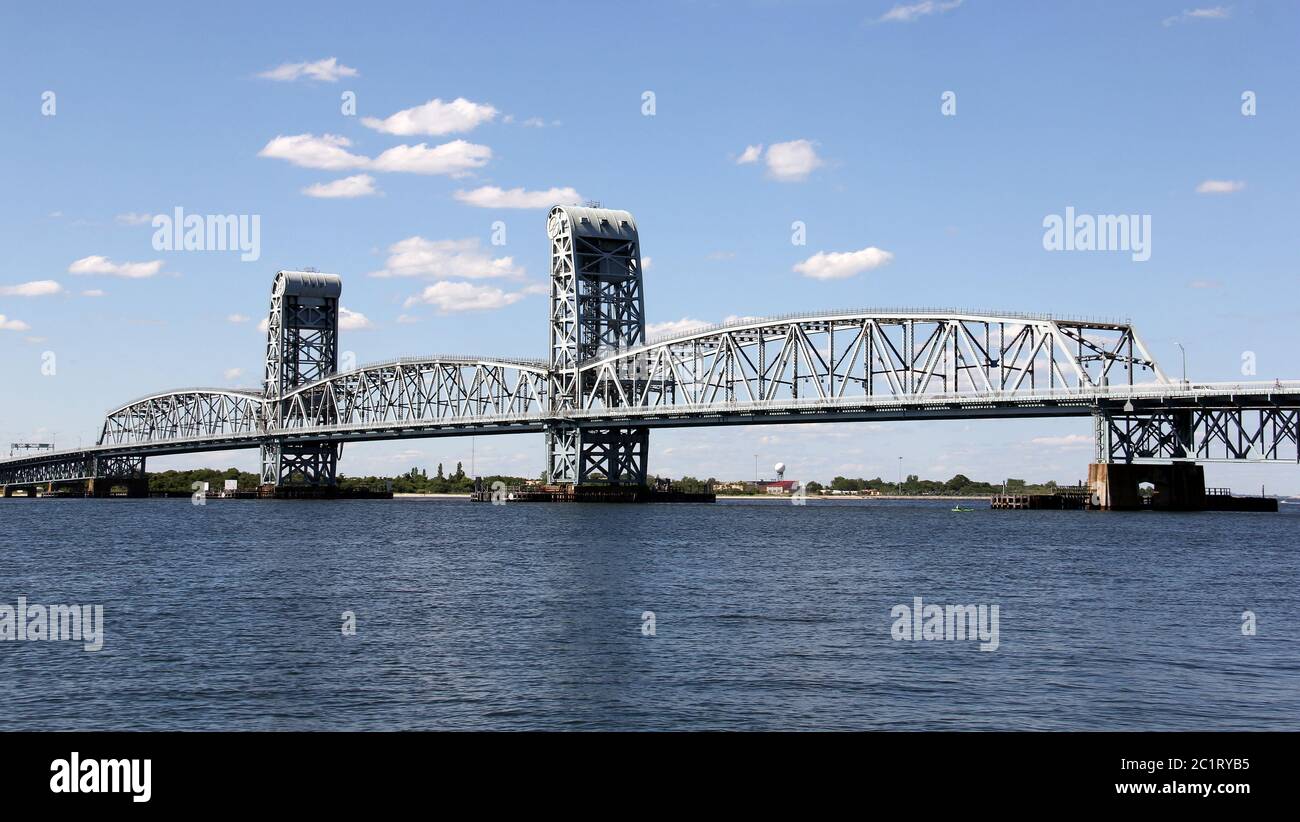 Marine Parkway–Gil Hodges Memorial Bridge, a vertical-lift bridge that ...