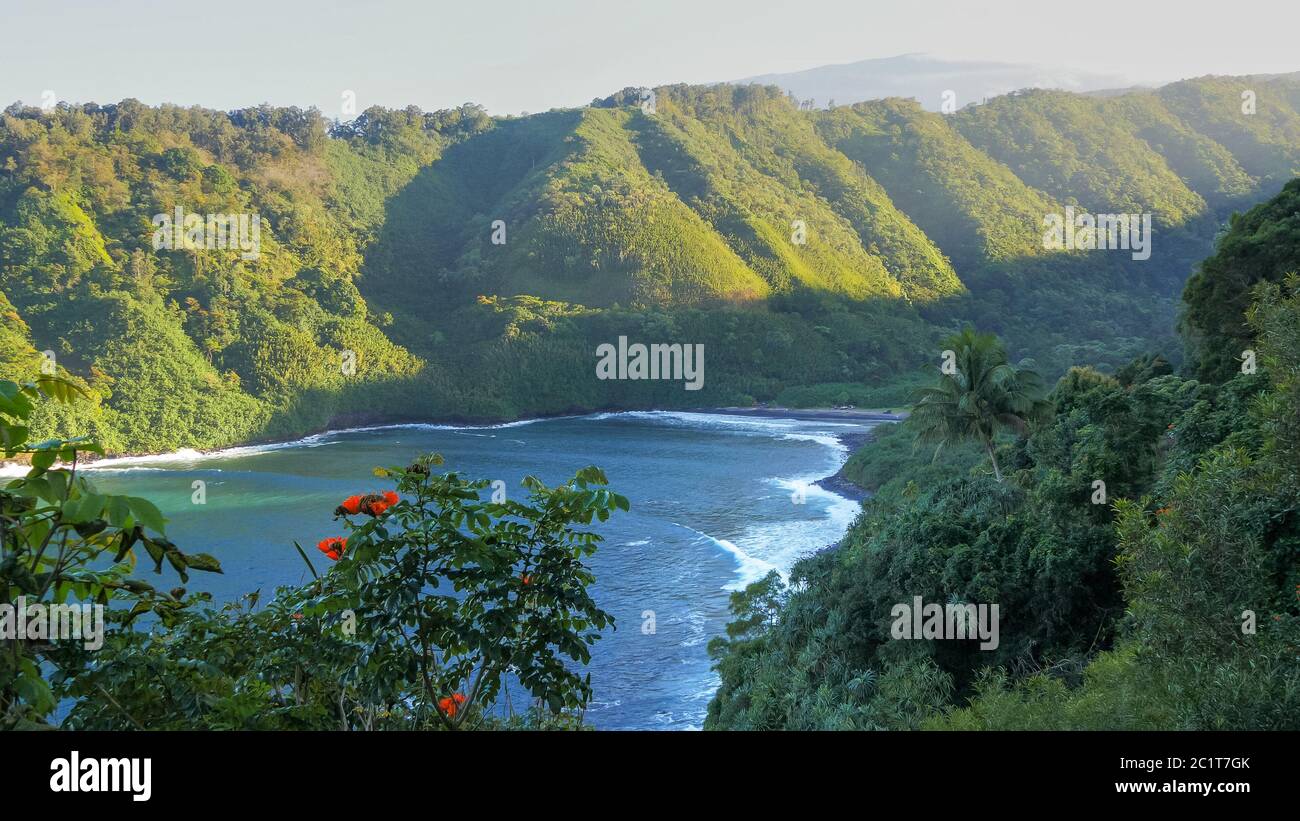 maui's honomanu bay and and the road to hana Stock Photo - Alamy