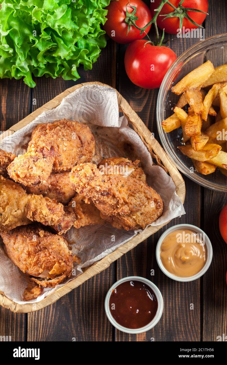 Crispy fried chicken top view hi-res stock photography and images - Alamy