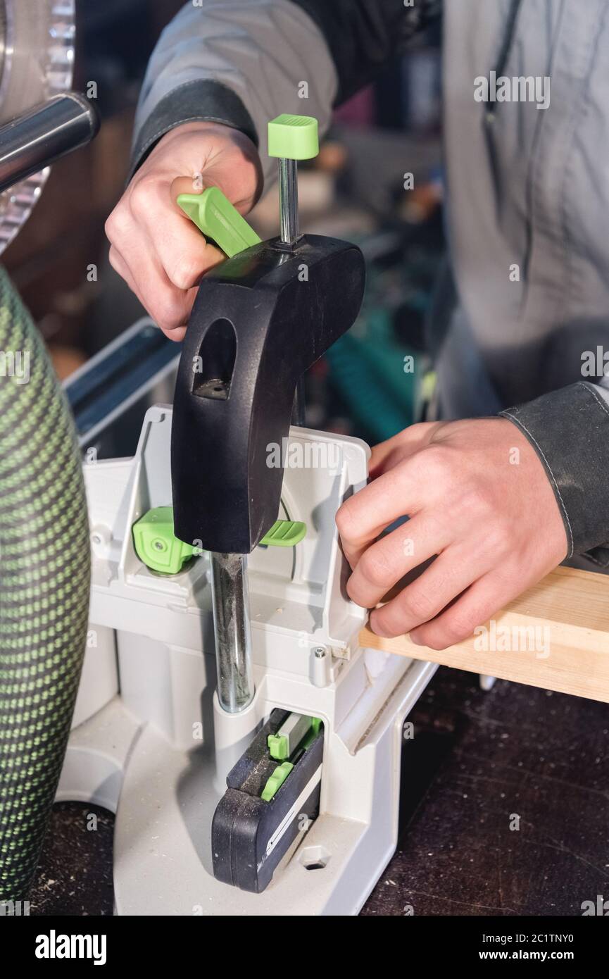 Hand clamps hi-res stock photography and images - Alamy