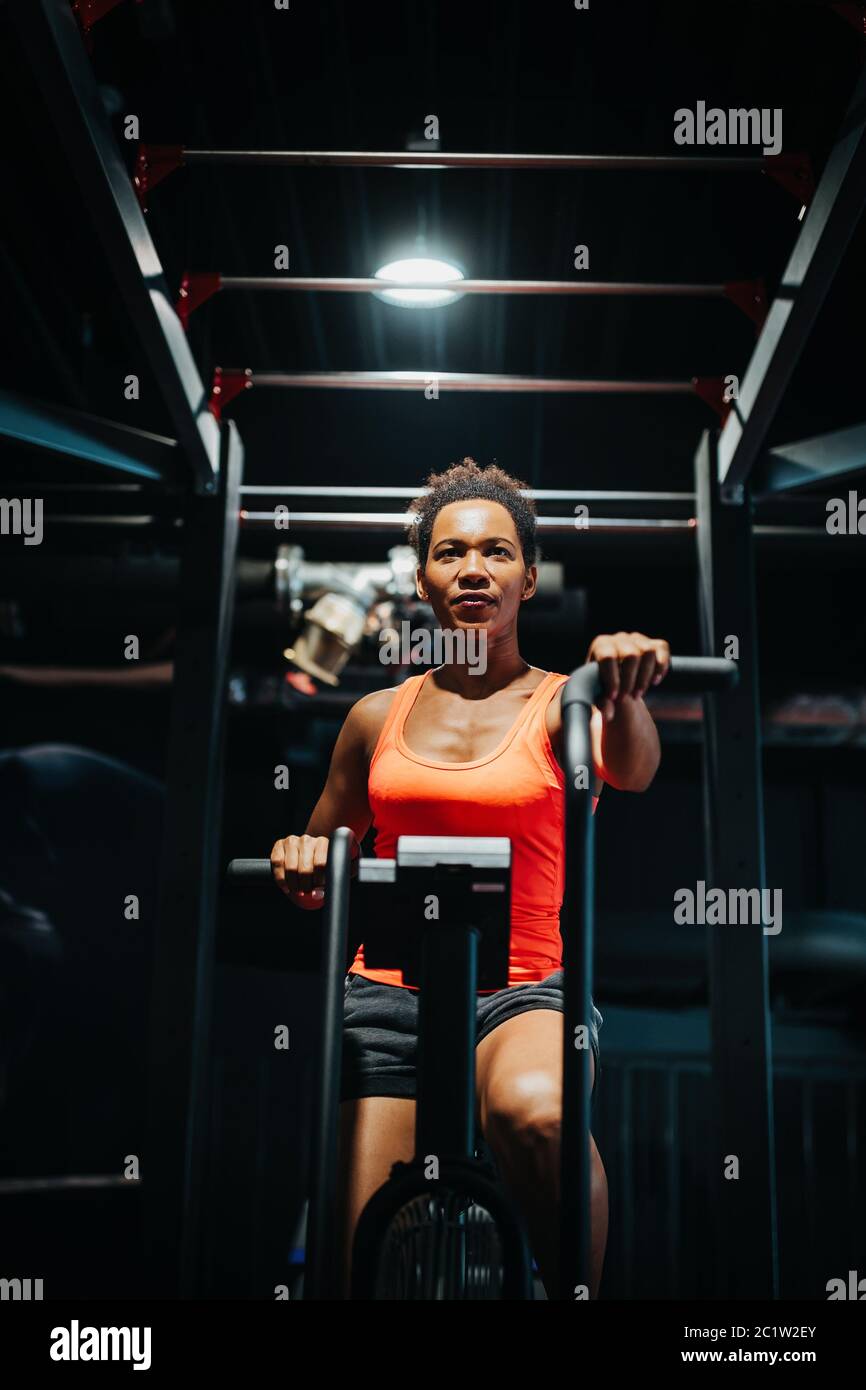 Black women working out exercise hi-res stock photography and images ...