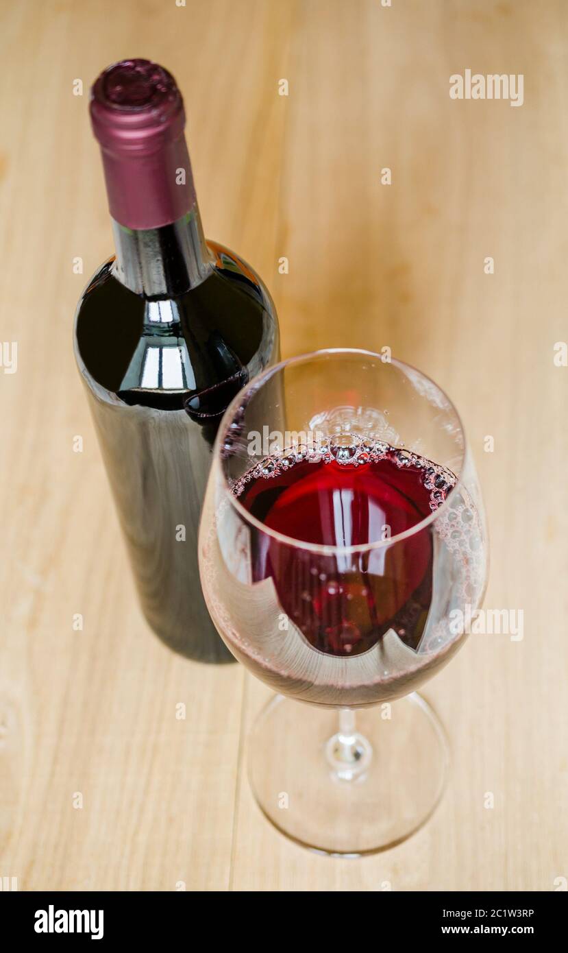 Large wine bottle hi-res stock photography and images - Alamy