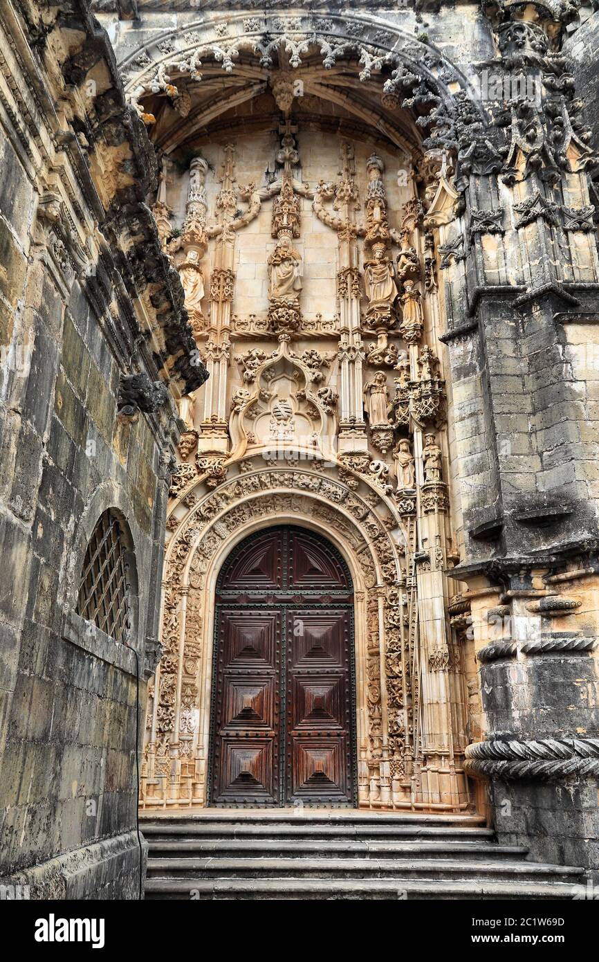 Gothic architecture in Tomar Convent of Christ - Knights Templar ...