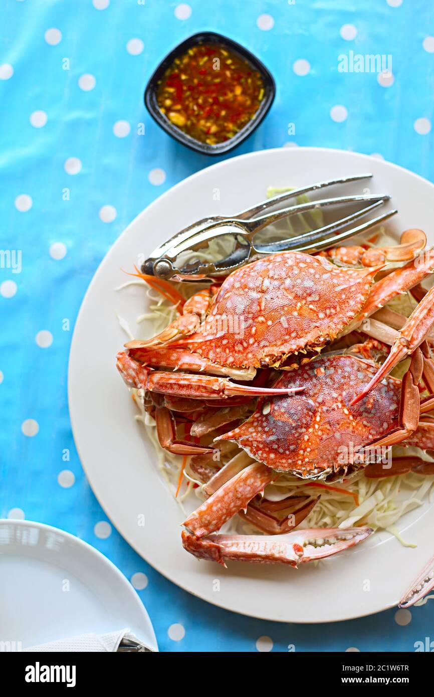 White crabs hi-res stock photography and images - Alamy