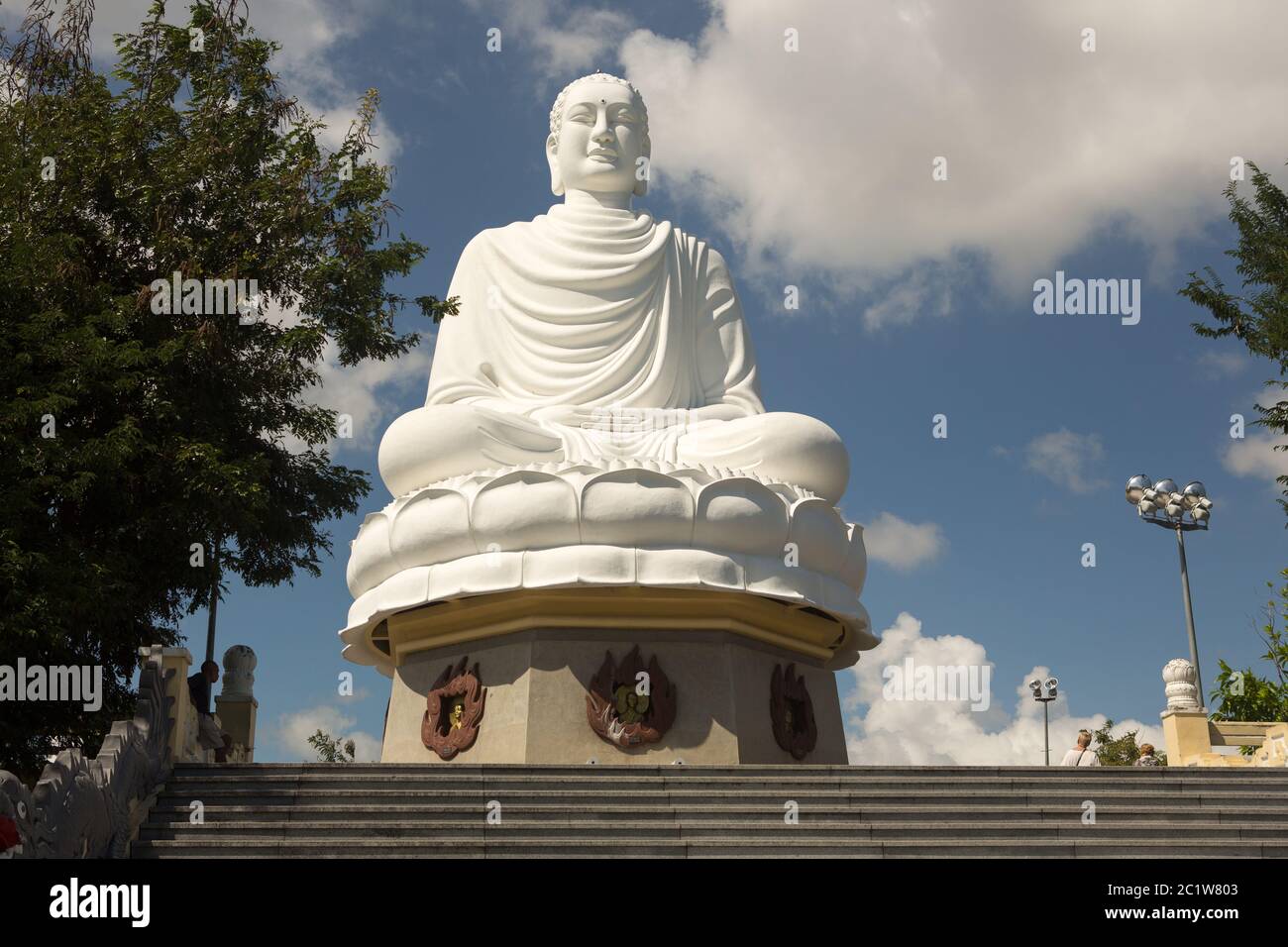 White lotus pagoda hi-res stock photography and images - Alamy