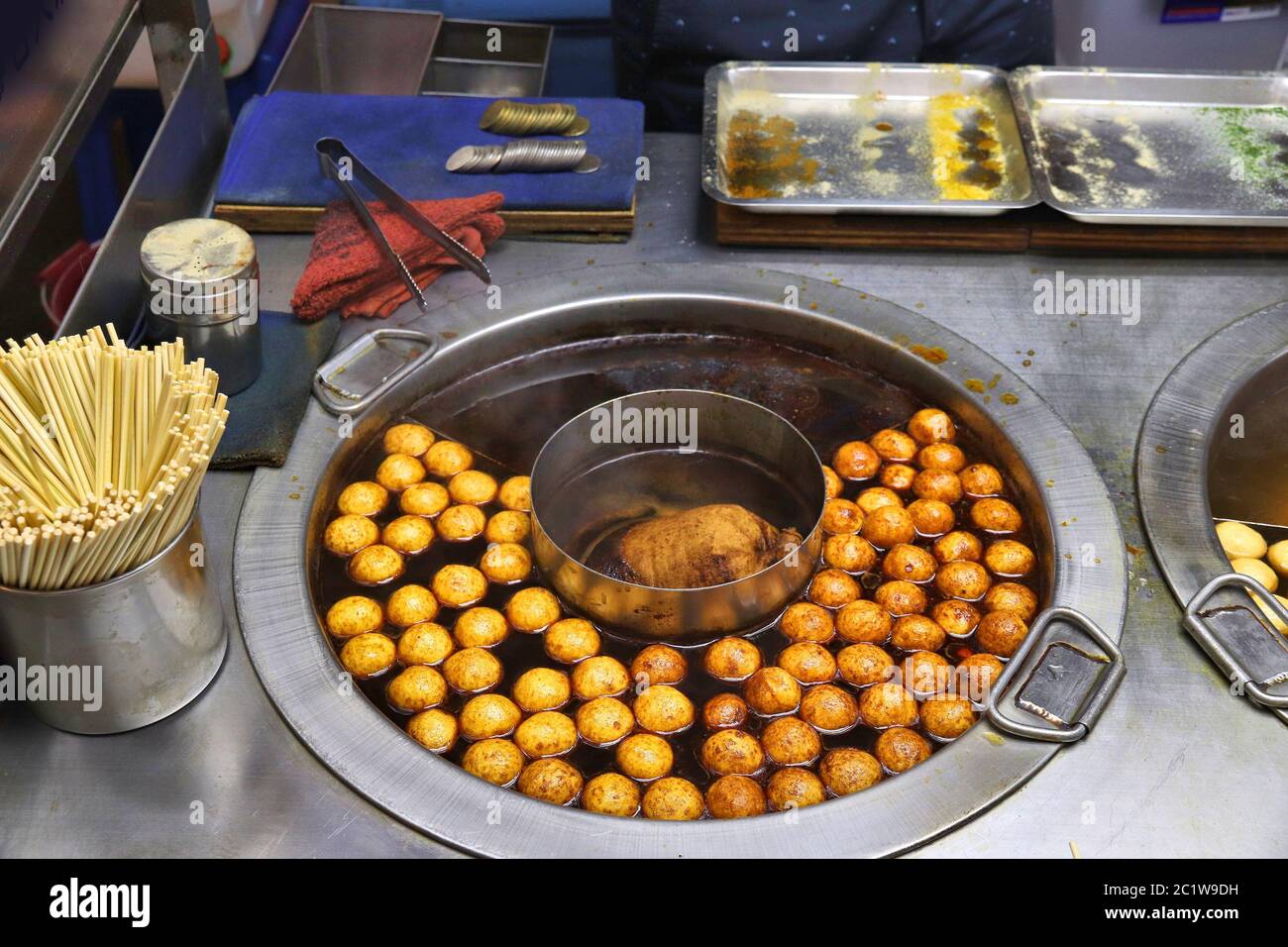 Taiwan night food market - Raohe Night Market in Taipei. Deep fried ...