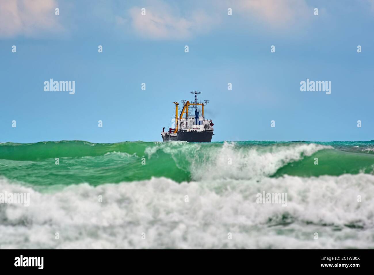 Ship breaking waves hi-res stock photography and images - Alamy
