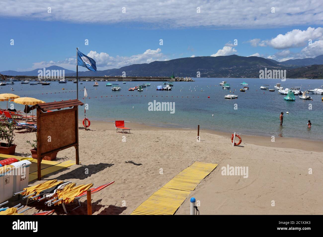 Palinuro – Lido giallo del porto Stock Photo - Alamy