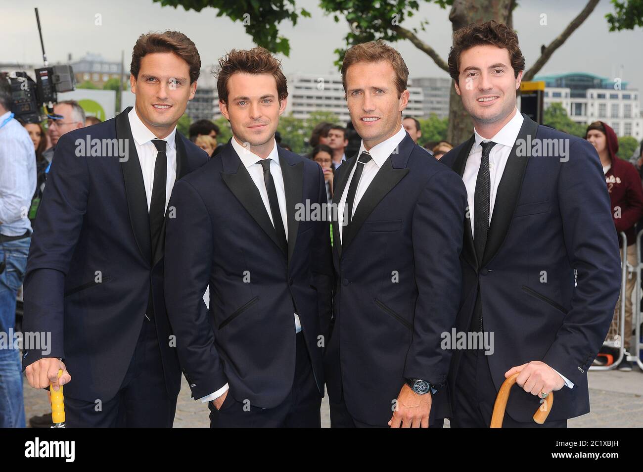 Vocal group singers pop hi-res stock photography and images - Alamy