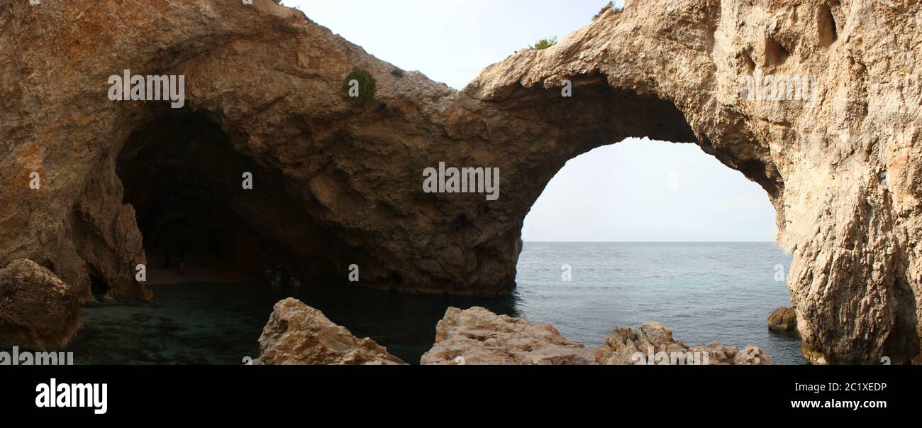 Cave roof collapse hi-res stock photography and images - Alamy