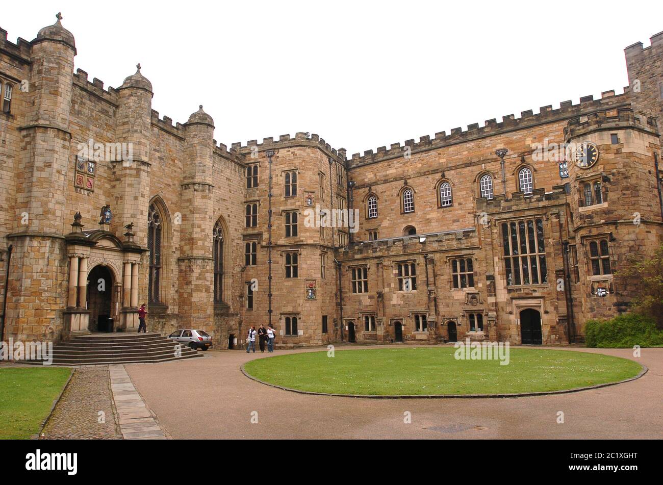 Durham Castle courtyard (University College Durham) County Durham ...