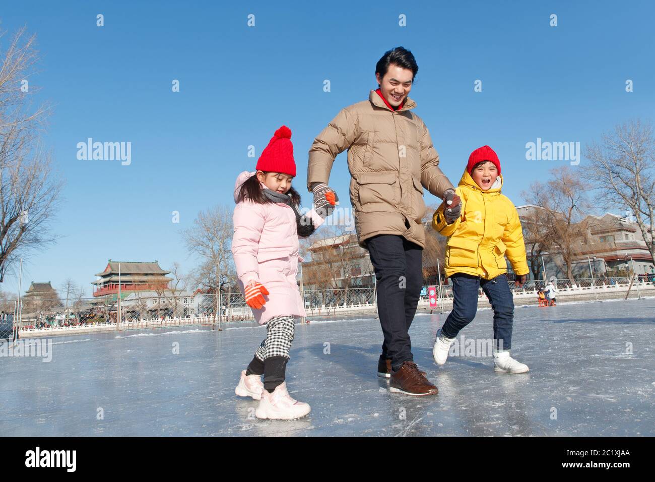 Children skating hi-res stock photography and images - Alamy