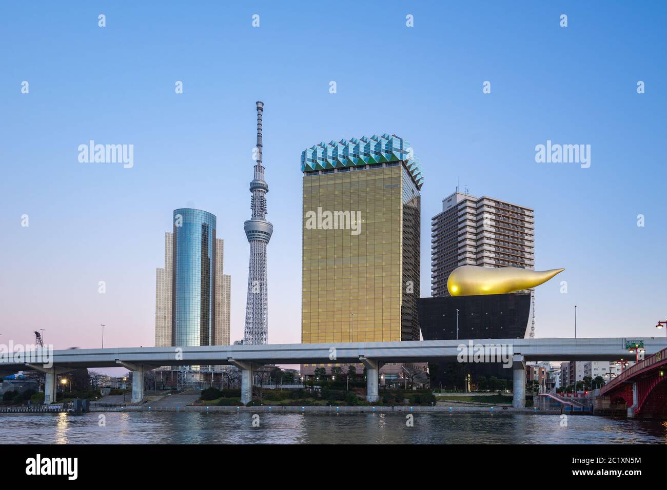 Night skyline of tokyo hi-res stock photography and images - Alamy