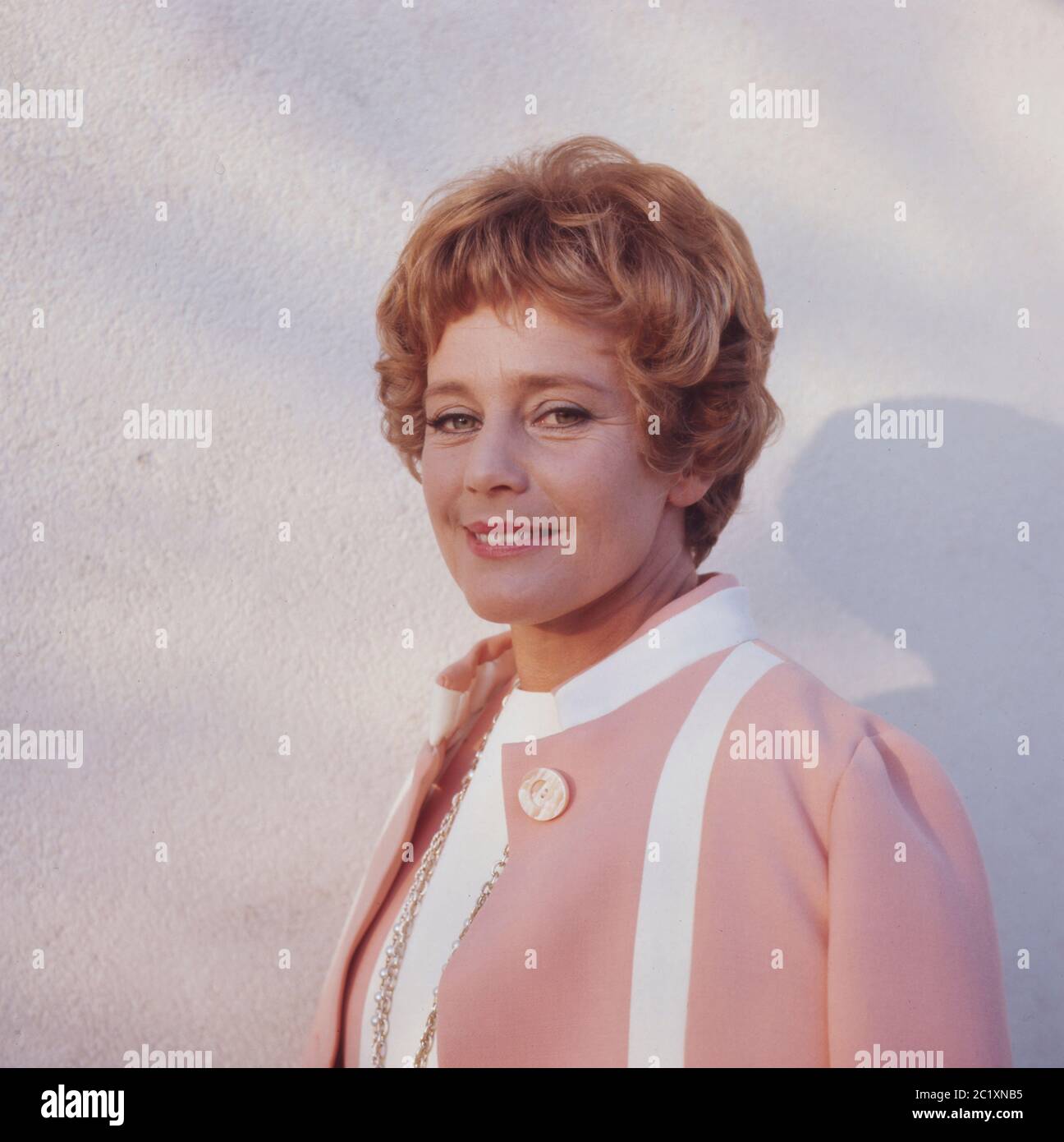 Maria Schell, österreichisch schweizerische Schauspielerin, bei einem Fotoshooting, Deutschland ...