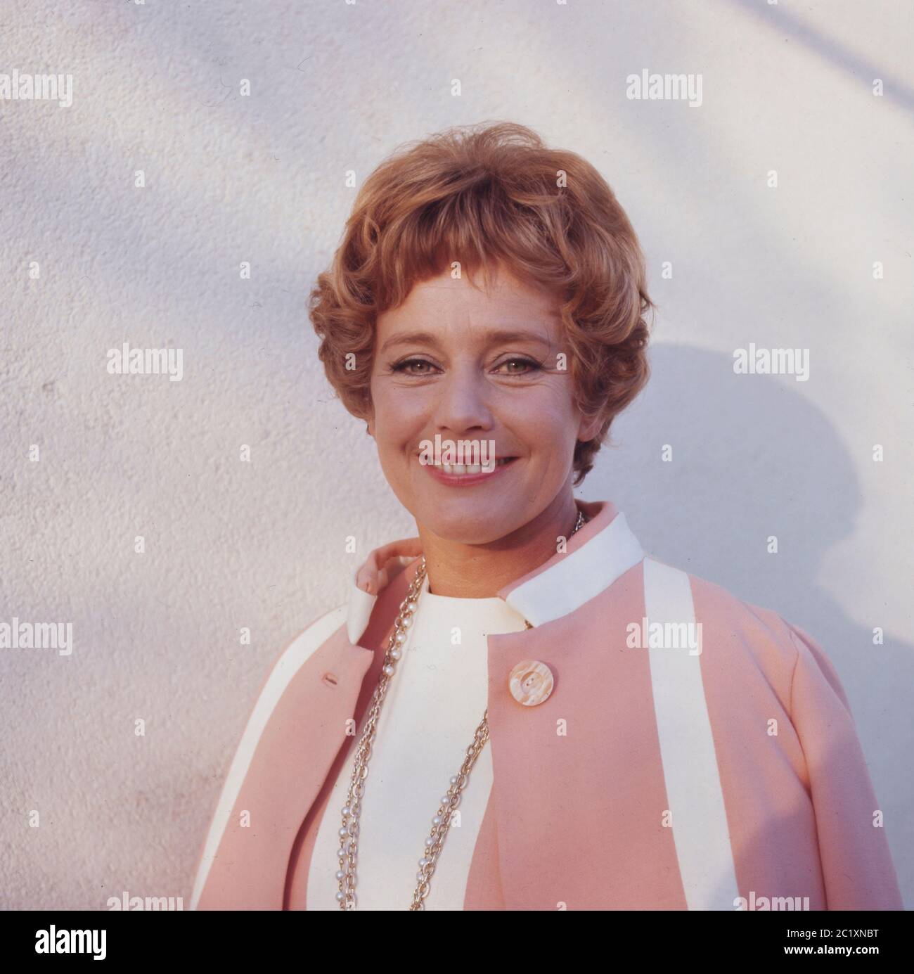Maria Schell, österreichisch schweizerische Schauspielerin, bei einem Fotoshooting, Deutschland ...