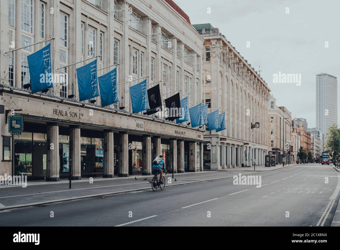 Heals building london hi-res stock photography and images - Alamy